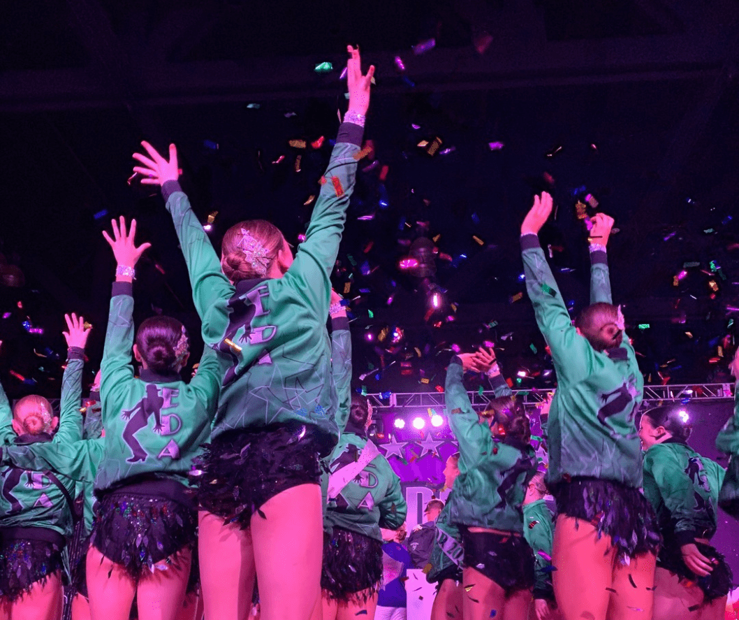 Selecting the Right Jacket Style for Your Team: A Guide - Limelight ...